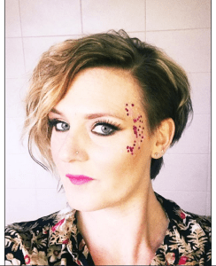 50+ Short Hairstyles for Fat Faces and Double Chins | Cheeky Locks